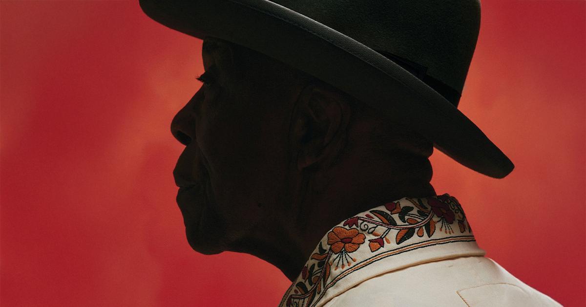 Official Website of Buddy Guy – Ain't Done With The Blues